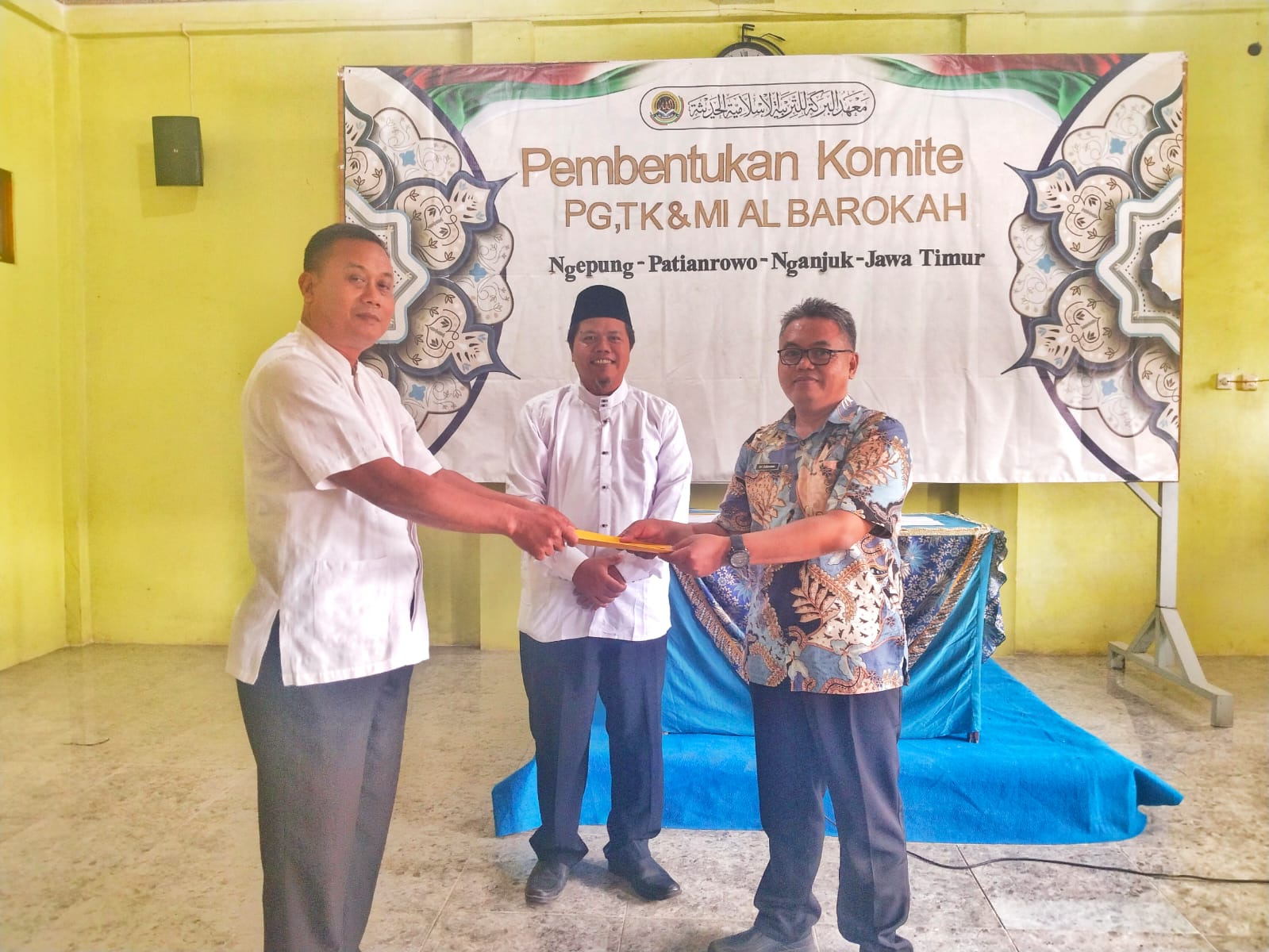 Pembentukan Komite Sekolah - Lembaga PG & TK Dan MI Al-Barokah Nganjuk - PM Al-Barokah